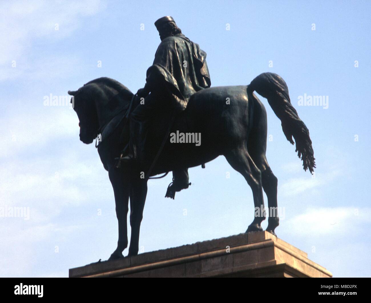 Occultists - Garibaldi - statue of Garibaldi on the masonic complex of ...