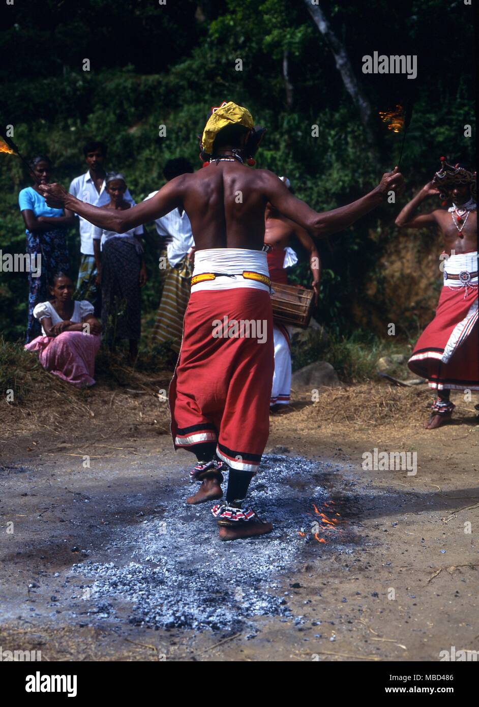 Burning village hi-res stock photography and images - Alamy