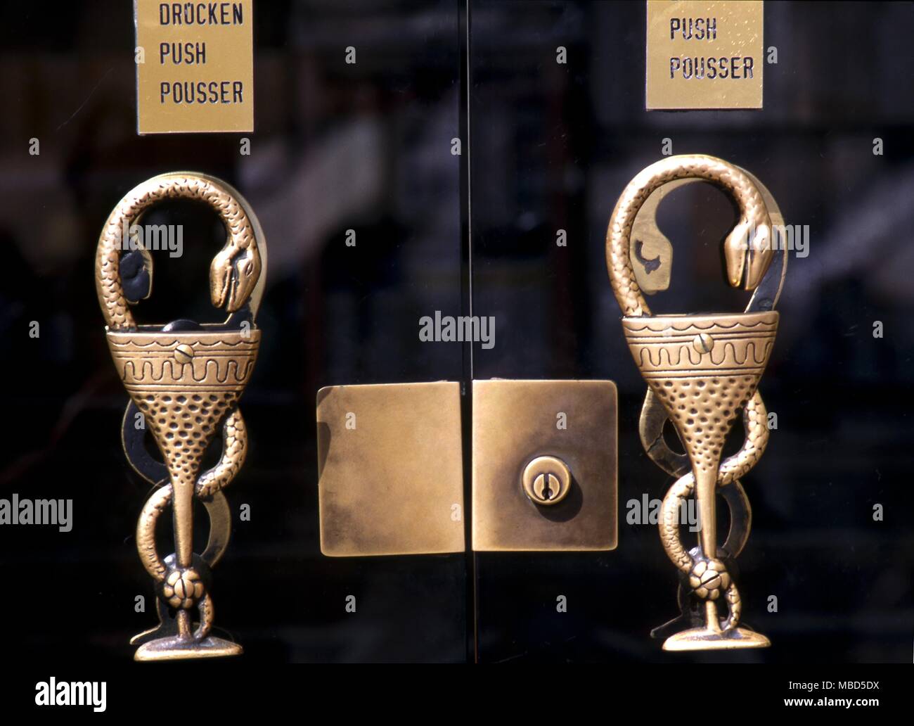 Pharmacy snake symbol hi-res stock photography and images - Alamy