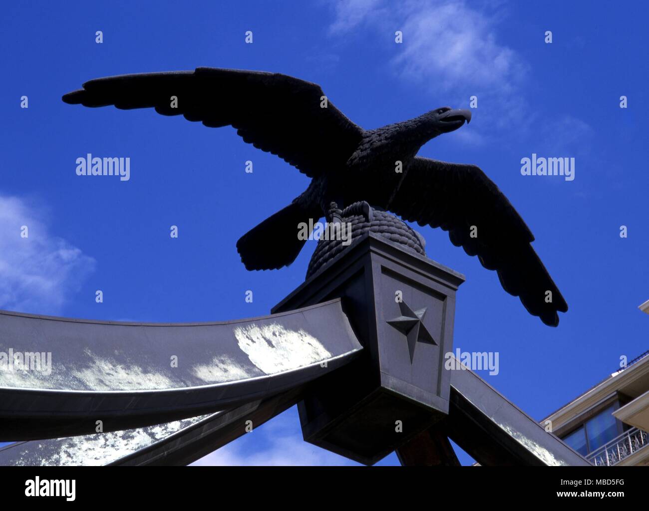 Eagle gate hi-res stock photography and images - Alamy
