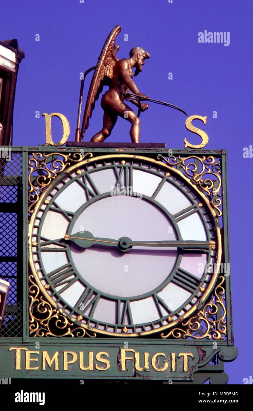 Artwork leeds hi-res stock photography and images - Alamy