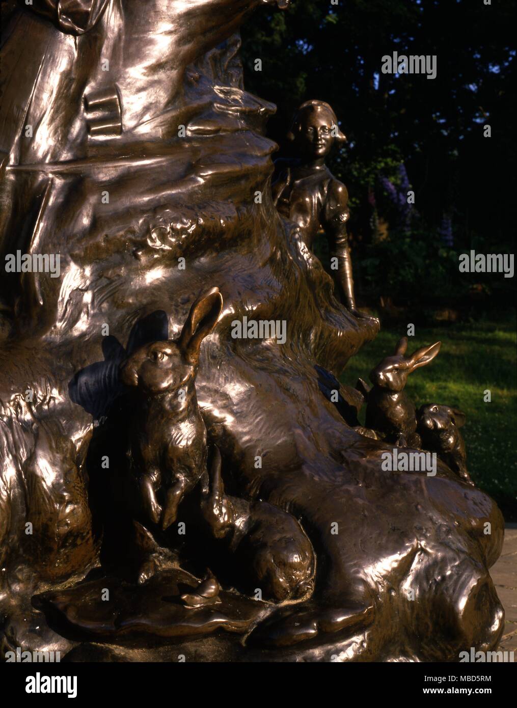 London - Kensington Gardens Detail of animals on the Peter Pan statue ...