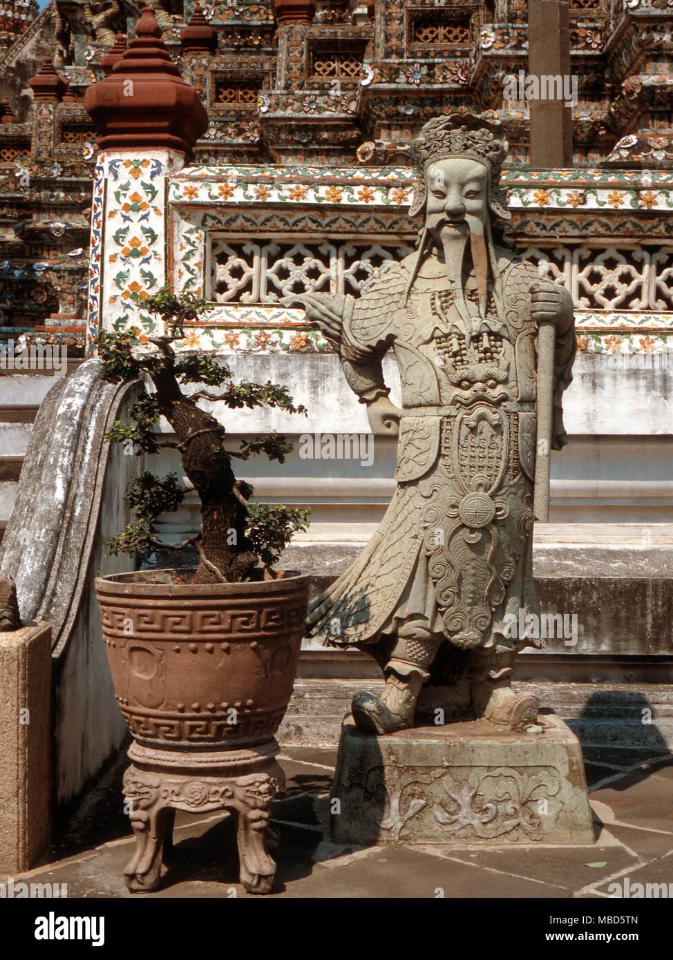 Guardians hi-res stock photography and images - Alamy