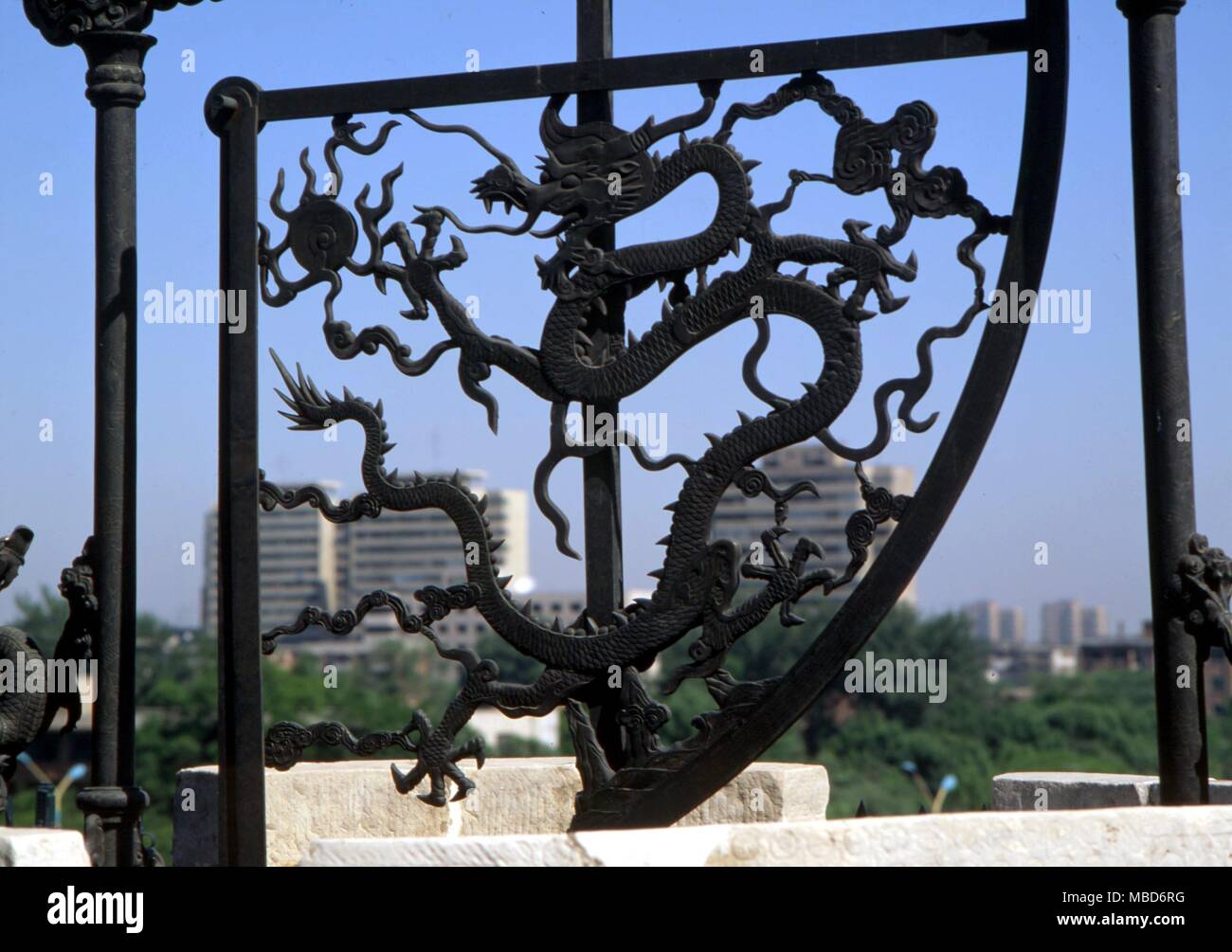 DRAGON - Dragon imagery on the mechanical astronomical device, the ...