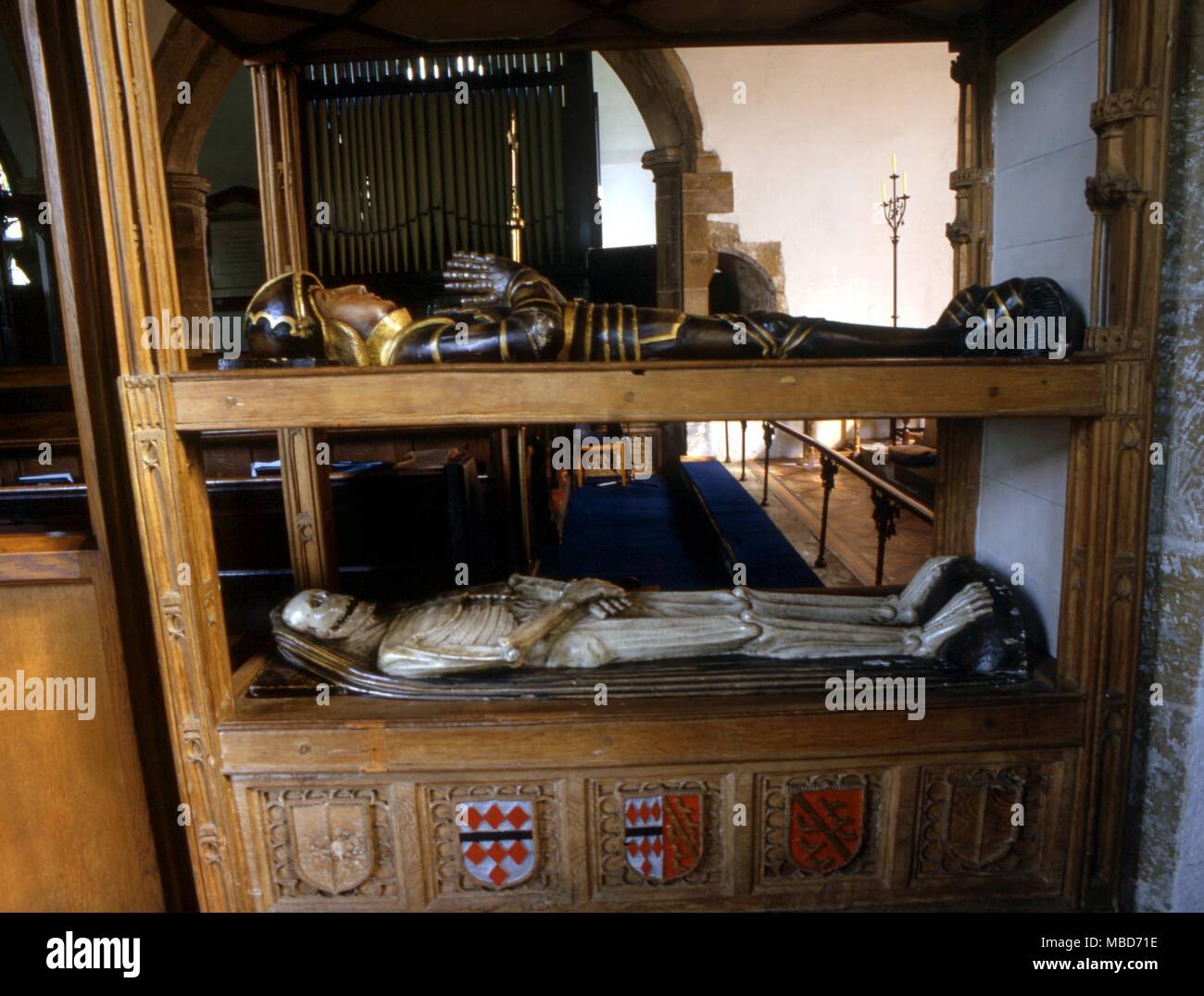 Double decker tomb hi-res stock photography and images - Alamy