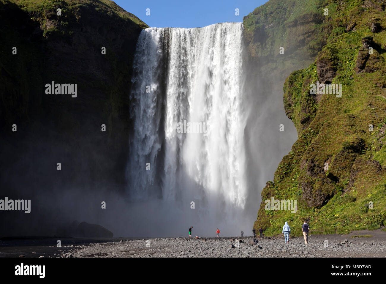 Breathtaking view skogafoss waterfall hi-res stock photography and ...