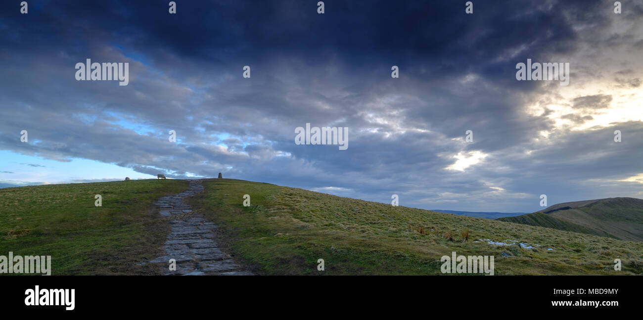 Mam Tor Sunset High Resolution Stock Photography and Images - Alamy