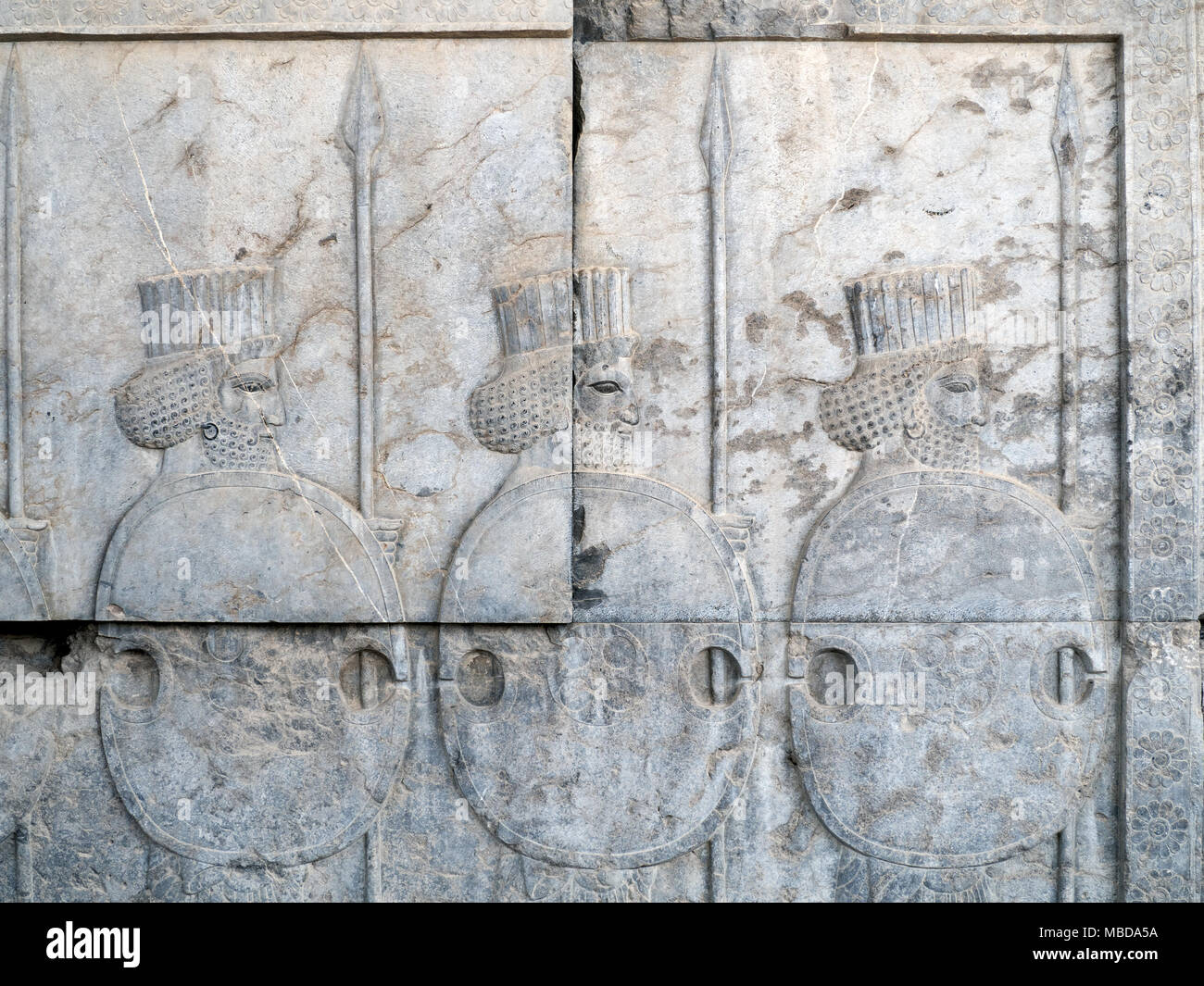 Persepolis bas relief iran hi-res stock photography and images - Alamy