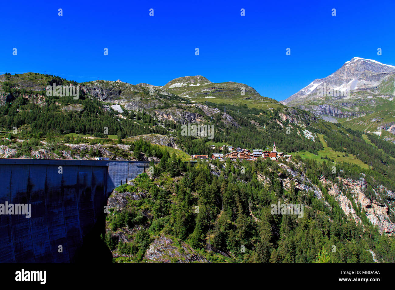 Tignes dam hi-res stock photography and images - Alamy