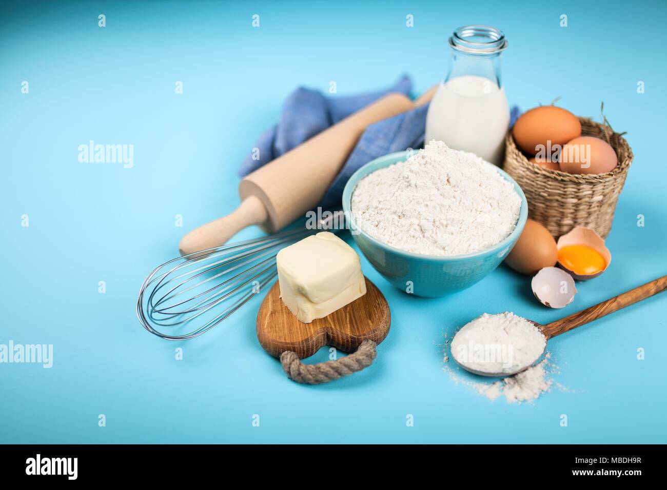 Basic baking ingredients Stock Photo - Alamy