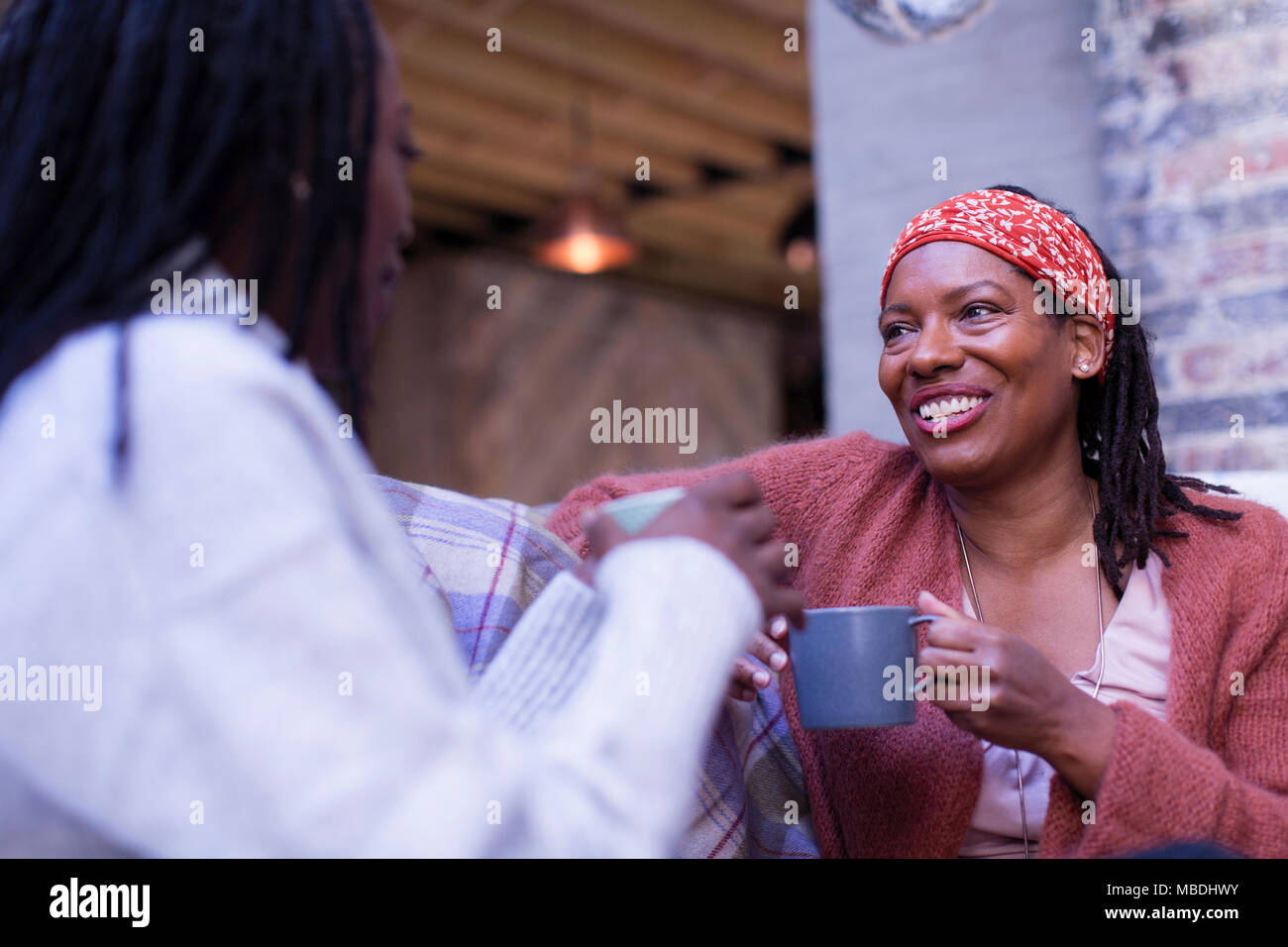 Women coffee talking hi-res stock photography and images - Alamy