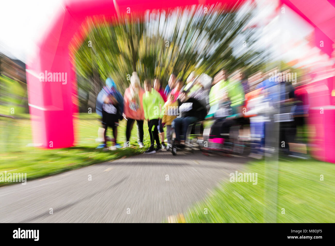 Starting line hi-res stock photography and images - Alamy