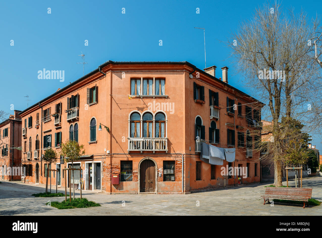 Orange color house building in venice hi-res stock photography and ...