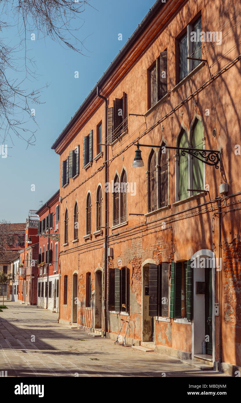Orange color house building in venice hi-res stock photography and ...