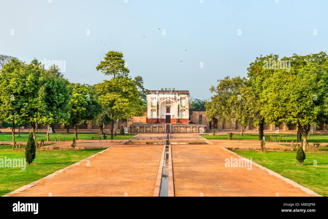 North Gate of the Humayun Tomb Complex in Delhi, India Stock Photo - Alamy