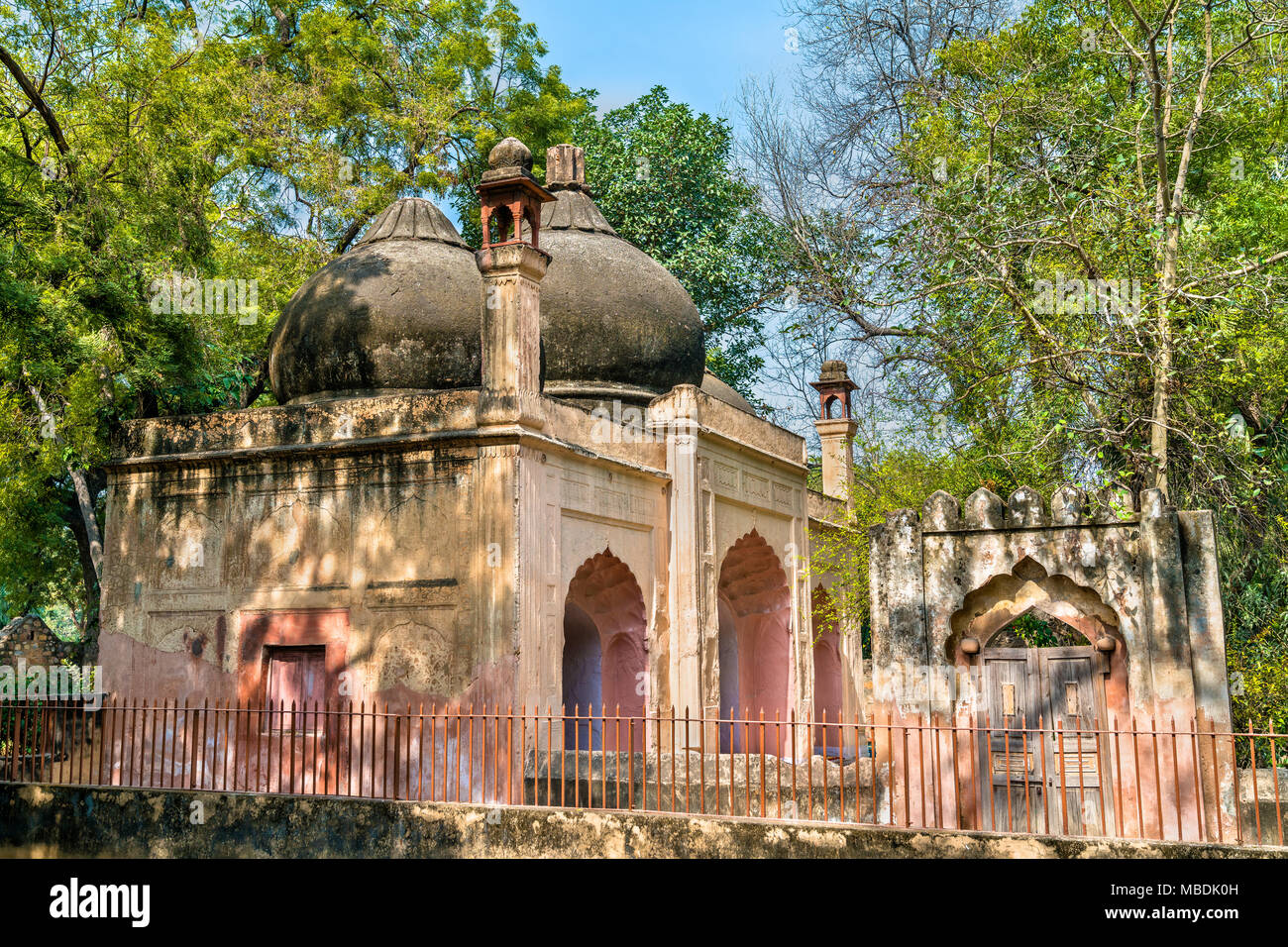 East Gate of the Humayun Tomb Complex in Delhi, India Stock Photo - Alamy