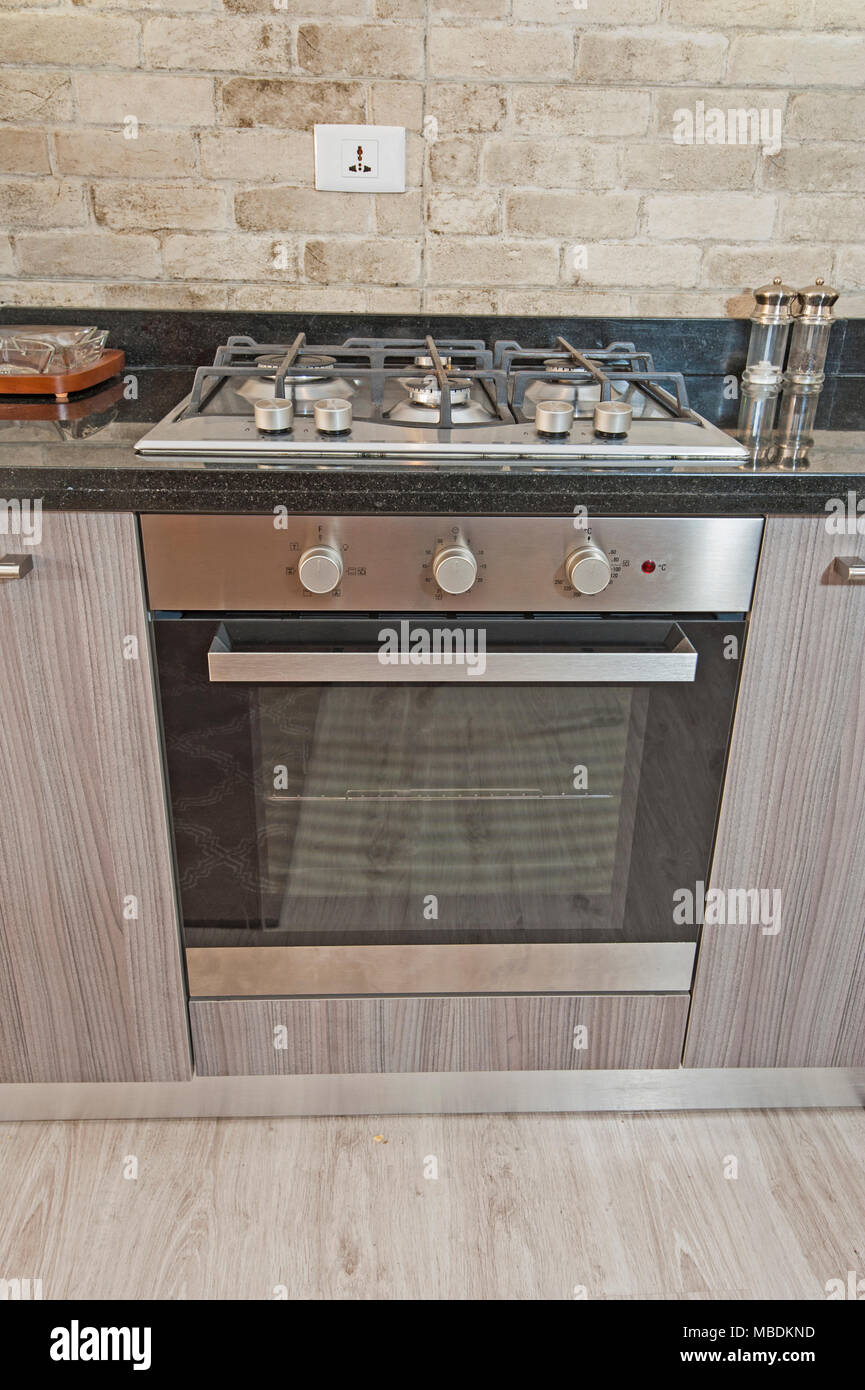 Kitchen socket hi-res stock photography and images - Alamy