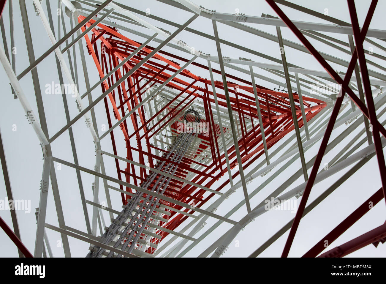 Tv transmission tower hi-res stock photography and images - Alamy