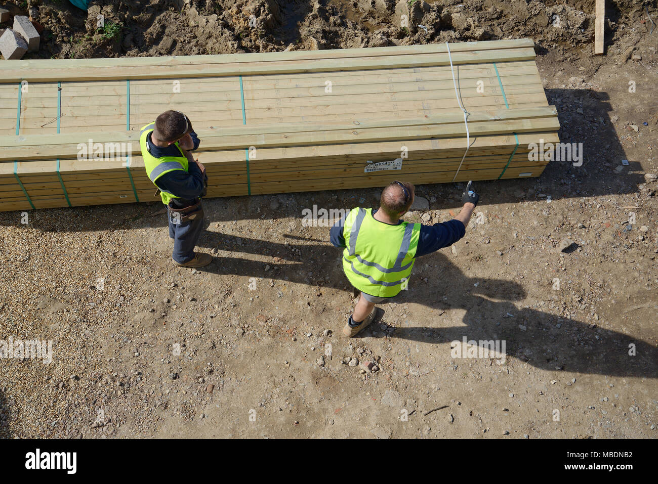 Building materials timber hi-res stock photography and images - Alamy