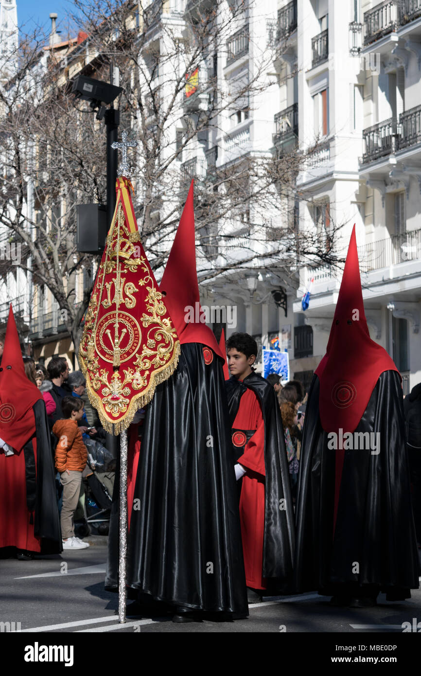 Holy week parades hi-res stock photography and images - Alamy