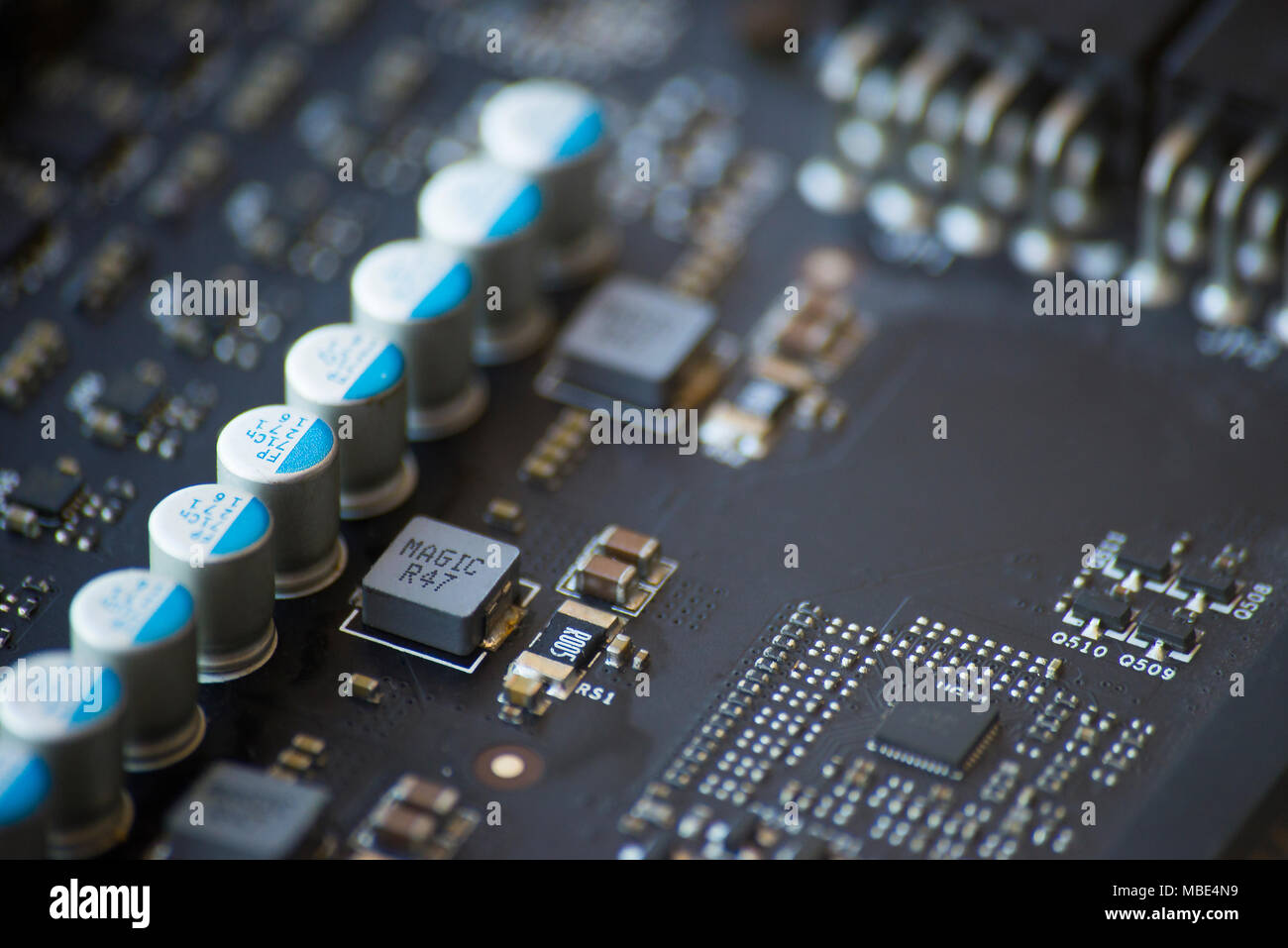 Micro circuit hi-res stock photography and images - Alamy