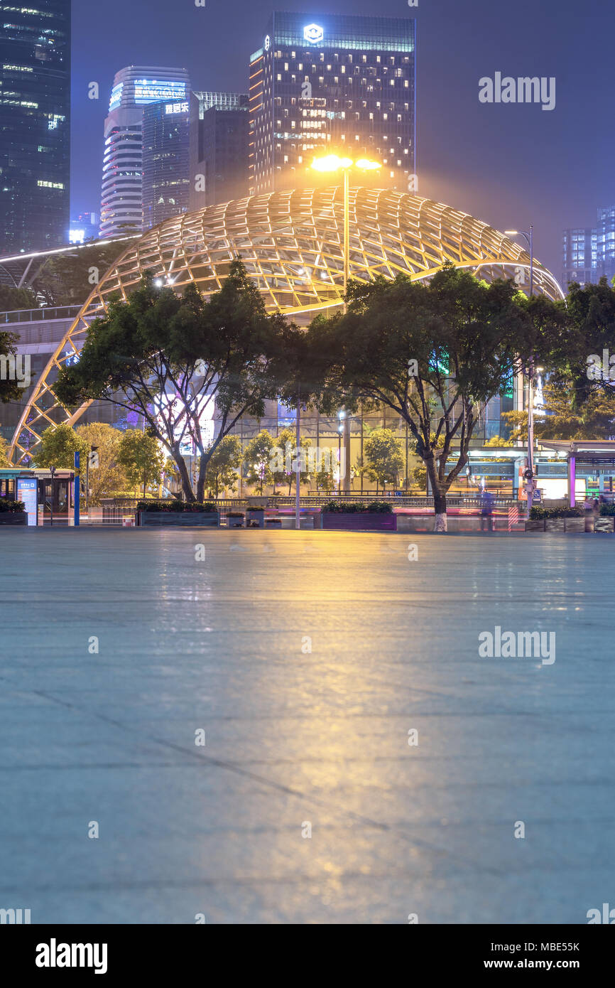 Wide City Square and landmark buildings Stock Photo - Alamy