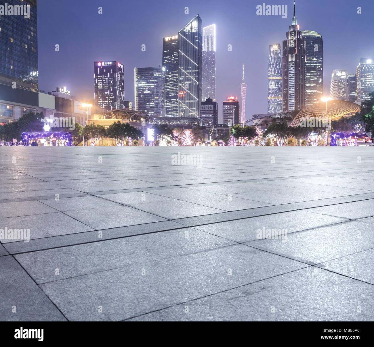 Wide City Square and landmark buildings Stock Photo - Alamy