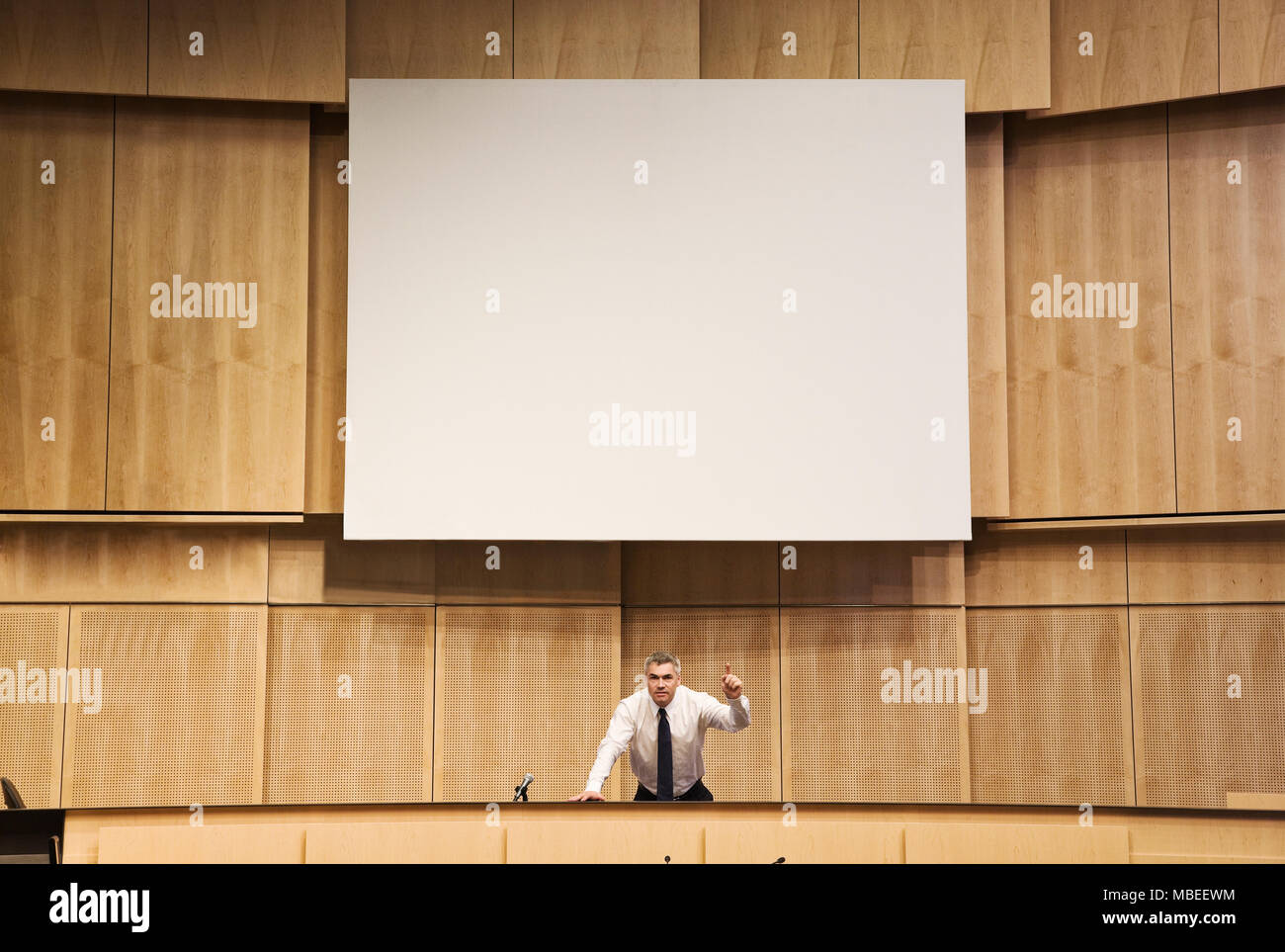 Politician making a speech hi-res stock photography and images - Alamy