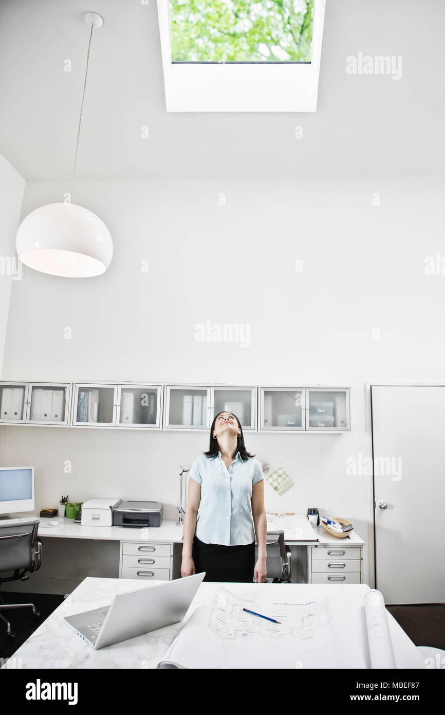 Skylight studio hi-res stock photography and images - Alamy