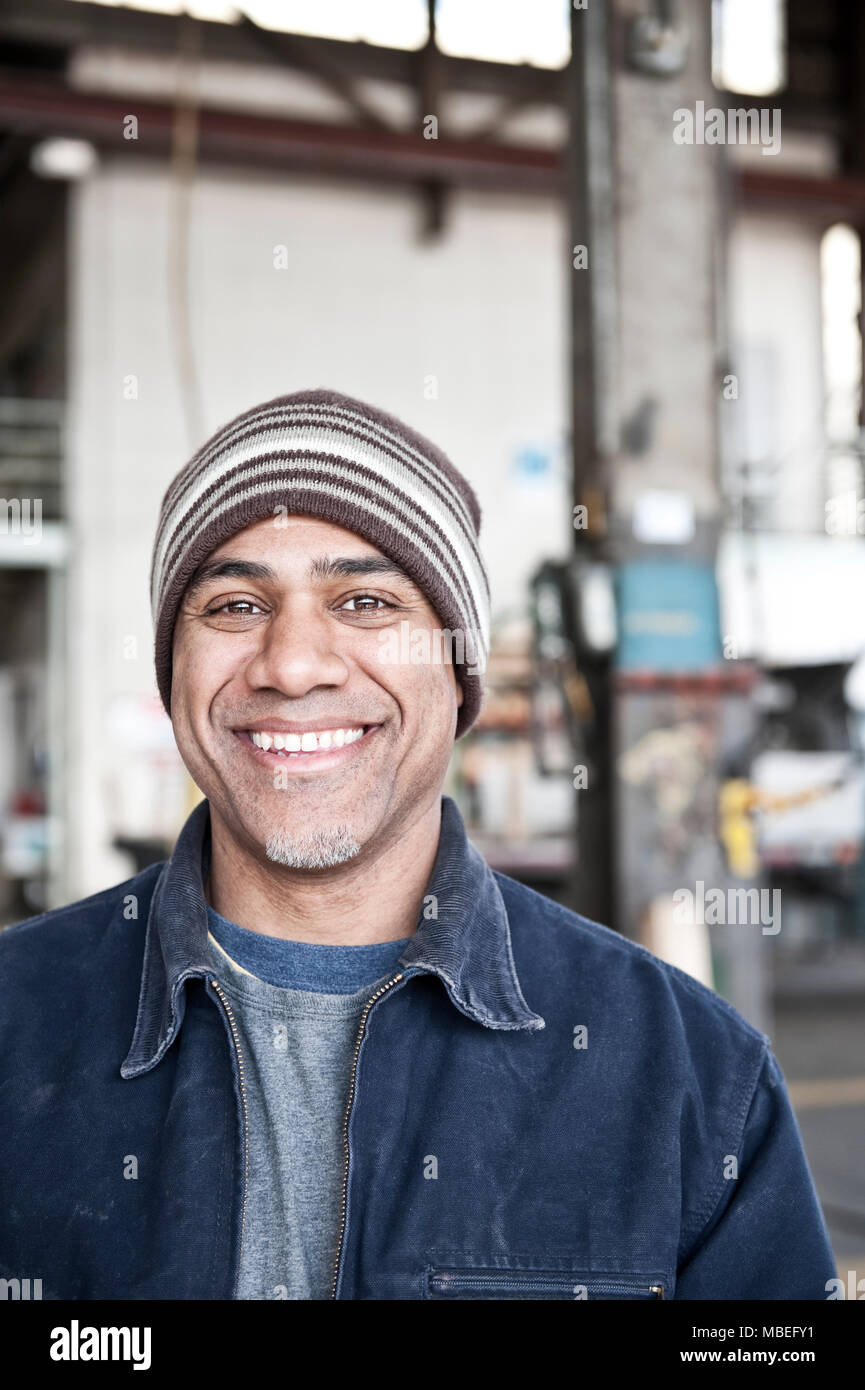 Black man factory worker hi-res stock photography and images - Alamy