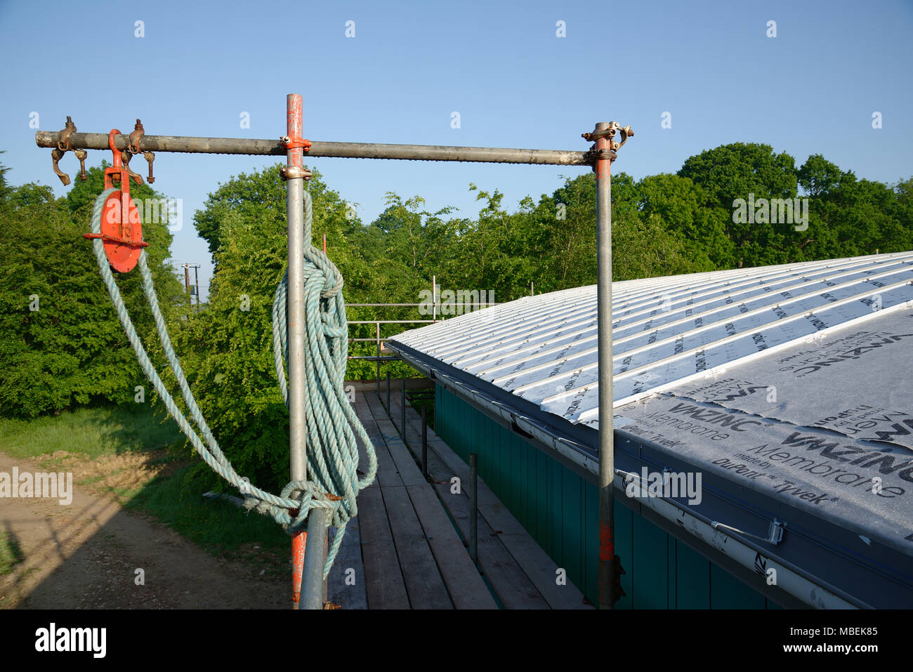 Roof scaffold hi-res stock photography and images - Alamy
