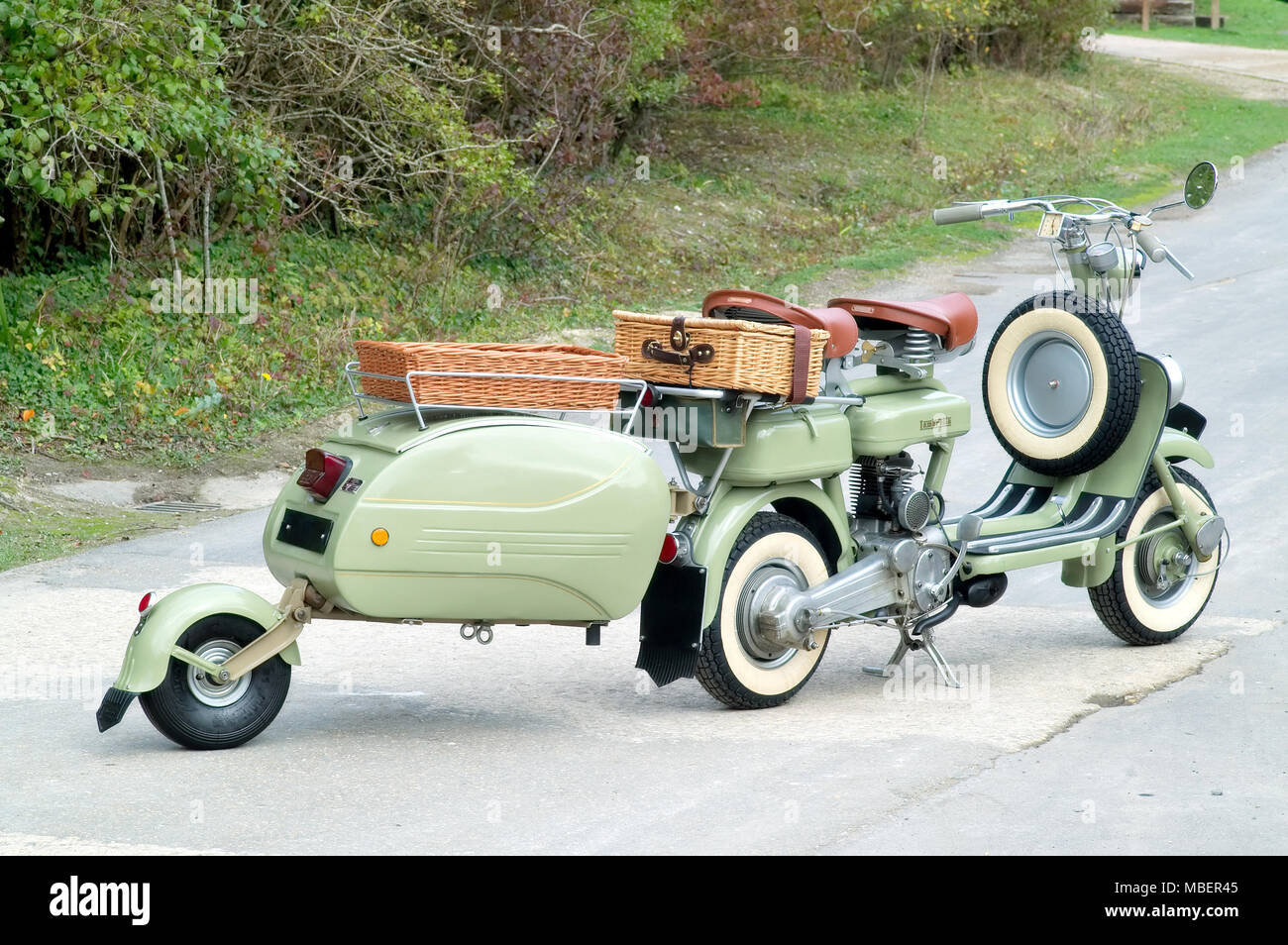1953 Lambretta D125 with CZ PAV trailer Stock Photo - Alamy
