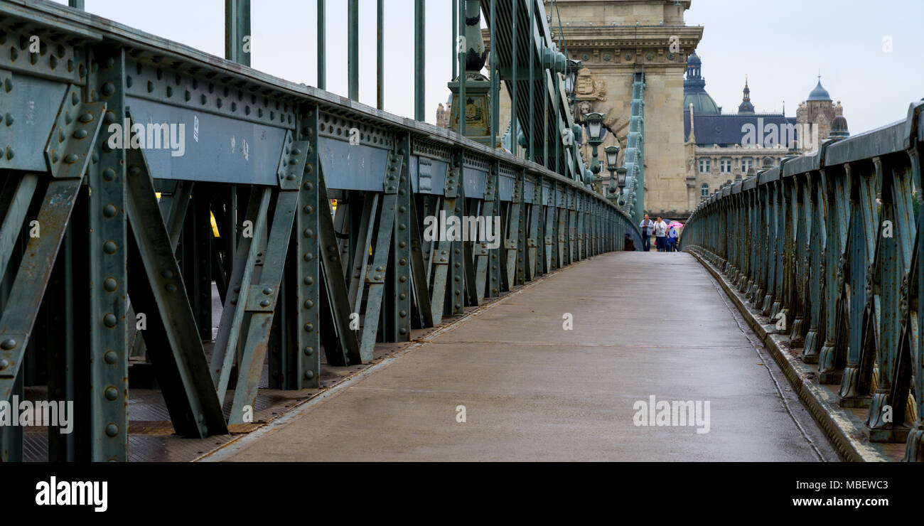 Budapest chain bridge pedestrians hi-res stock photography and images ...