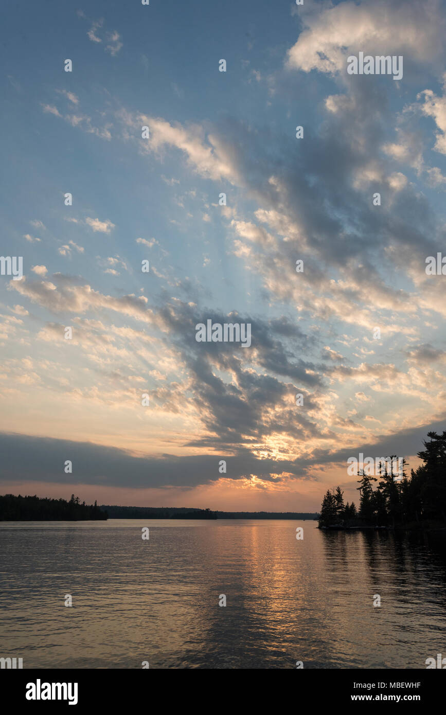 Ontario lakeshores hi-res stock photography and images - Alamy