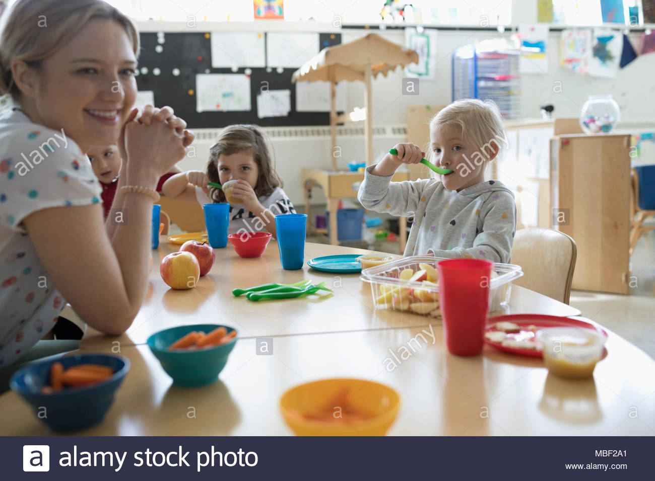 Nutrition education classroom hi-res stock photography and images - Alamy