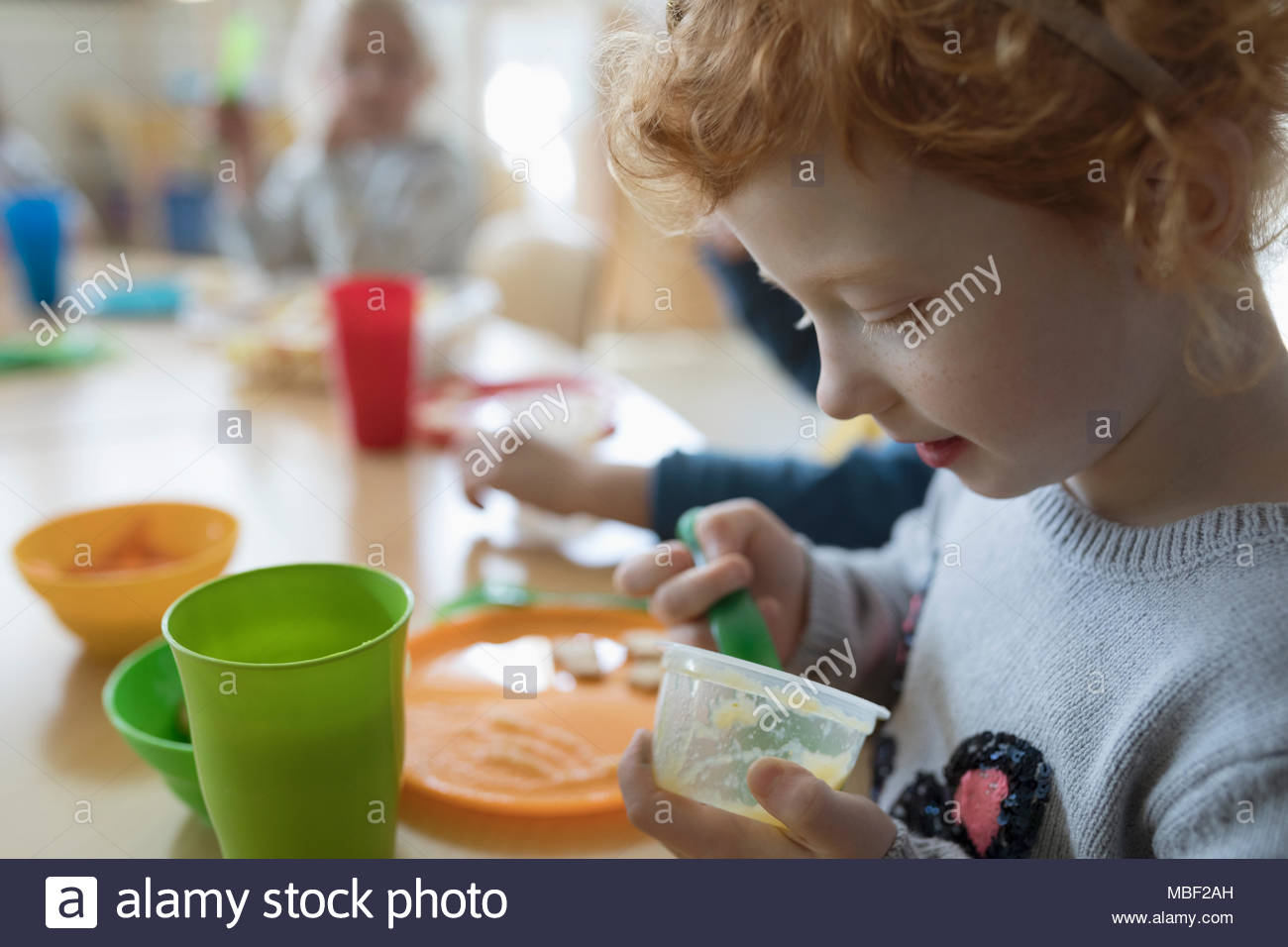 Girls finishing school hi-res stock photography and images - Alamy