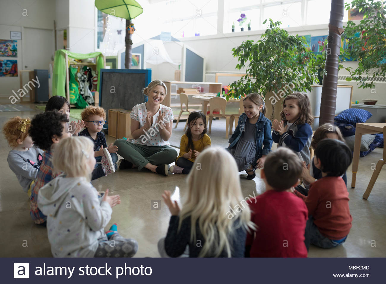 Elementary Teacher Clapping Stock Photos & Elementary Teacher Clapping ...