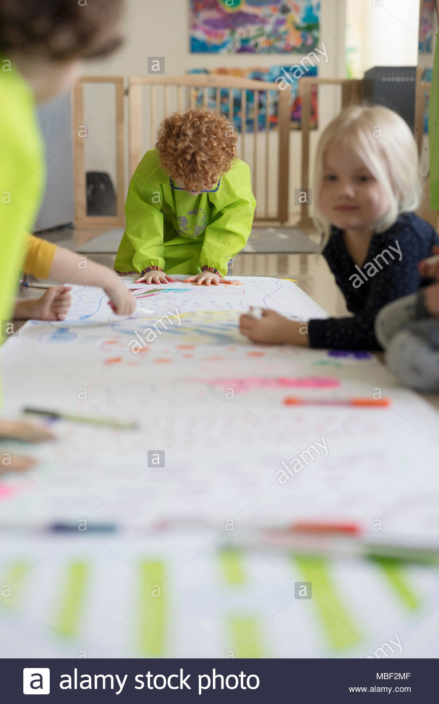 Boy coloring markers hi-res stock photography and images - Alamy