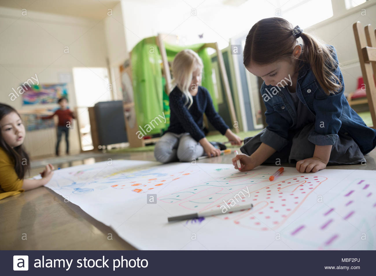 Drawing markers hi-res stock photography and images - Alamy
