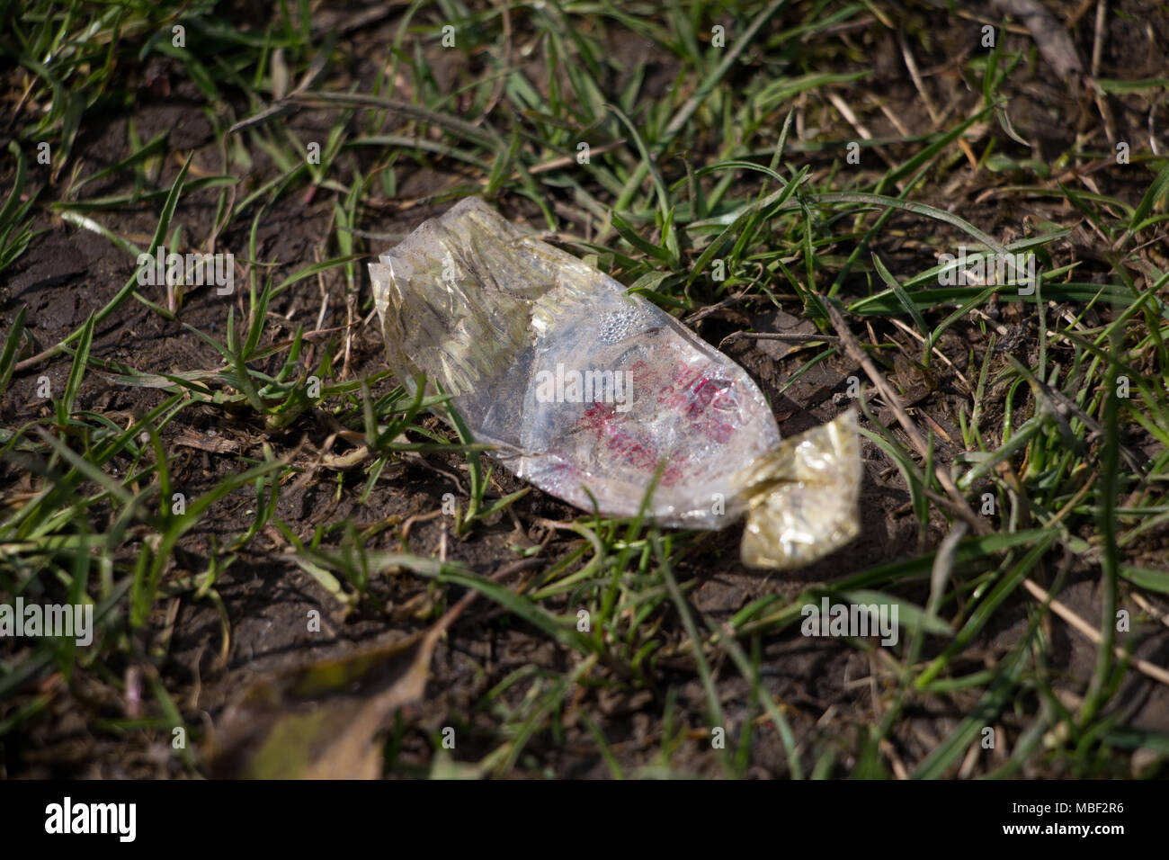 Single candy hi-res stock photography and images - Alamy