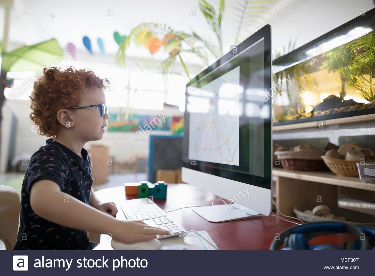 Preschool classroom drawings hi-res stock photography and images - Alamy