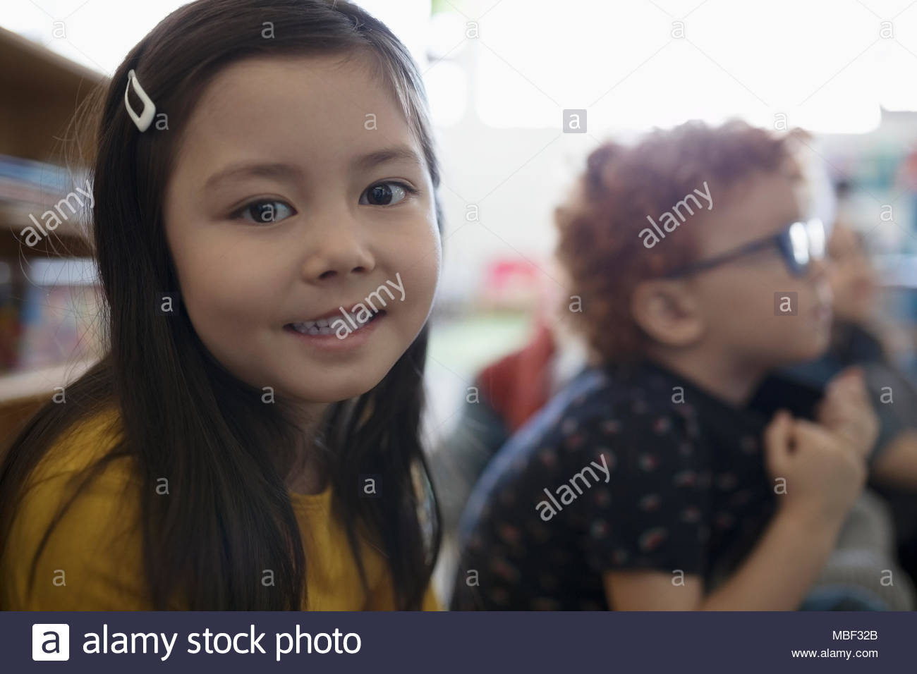 Portrait smiling elementary school girl hi-res stock photography and ...