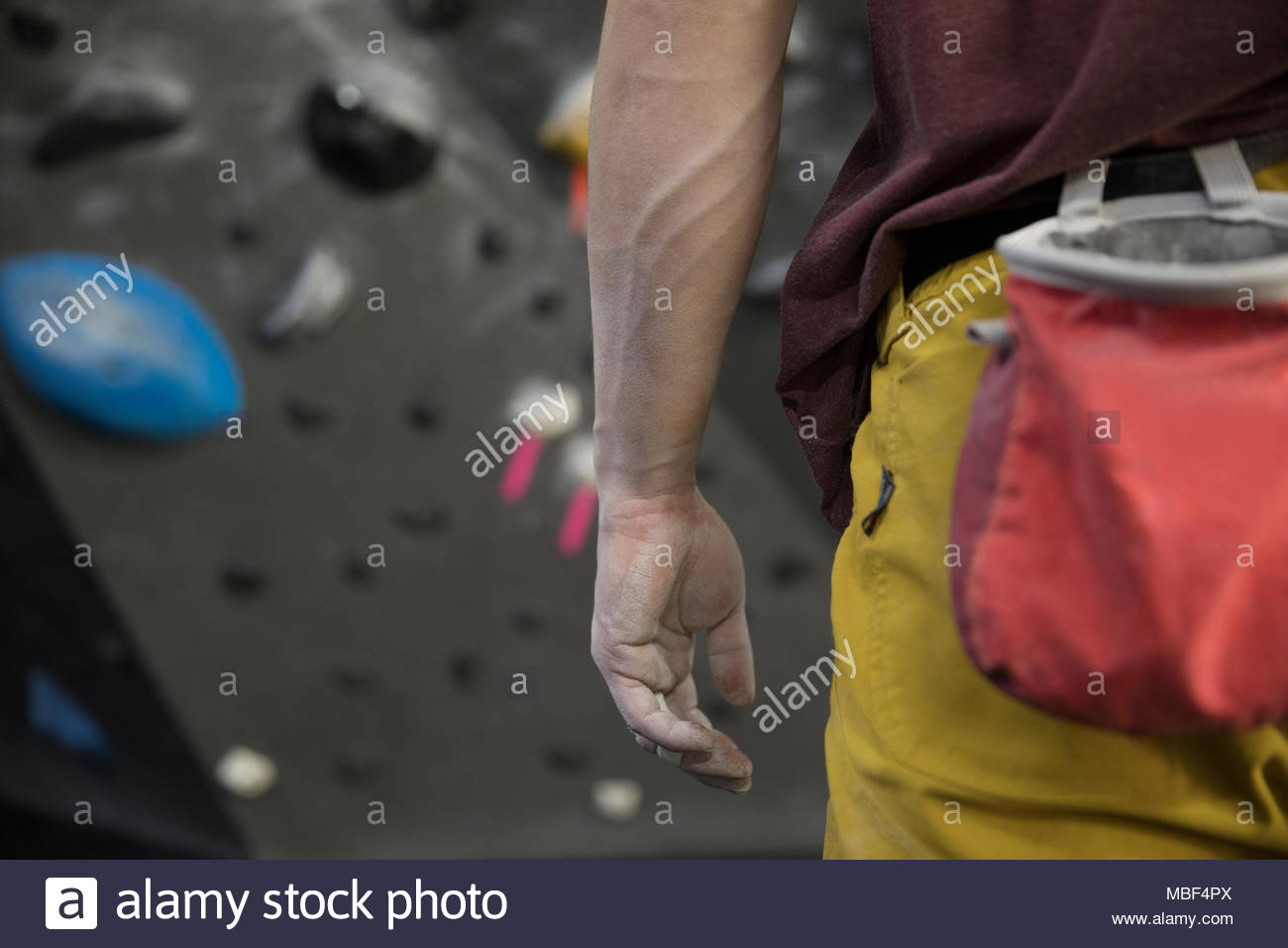 Strong male rock climber hi-res stock photography and images - Alamy