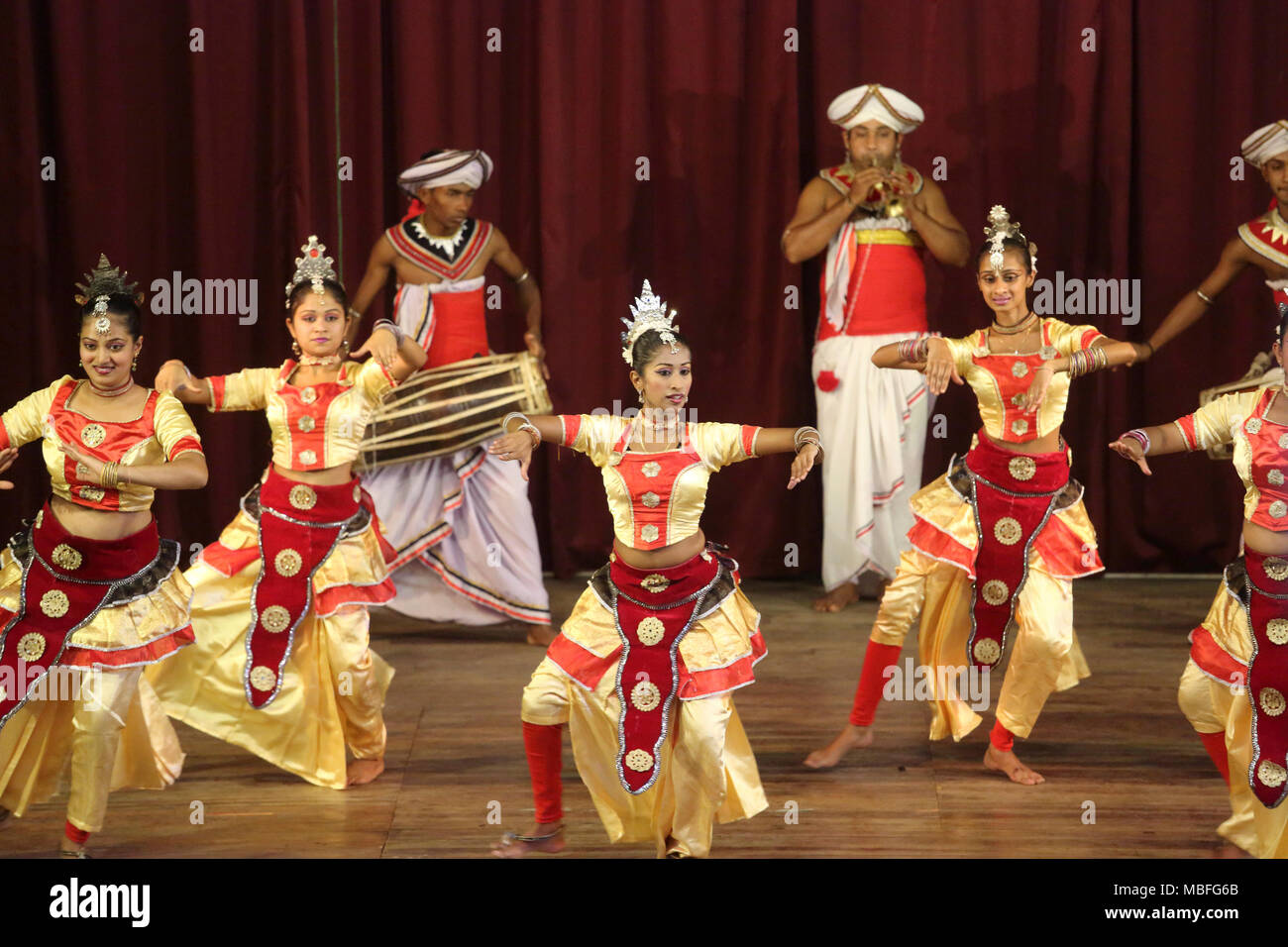 Sangaraja Mawatha Kandy Central Province Sri Lanka Kandyan Cultural ...