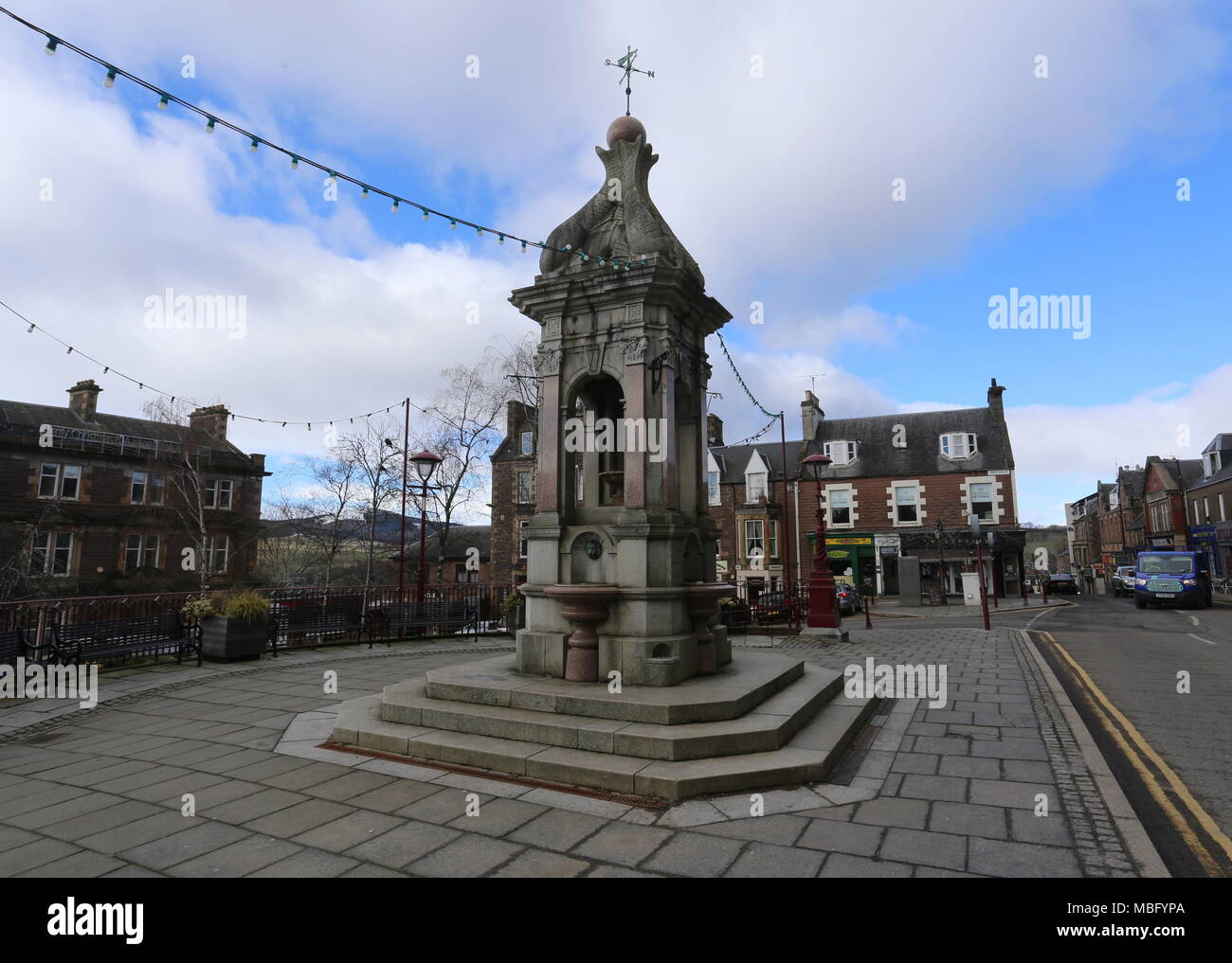 James square crieff hi-res stock photography and images - Alamy