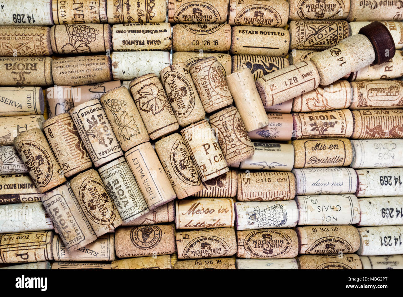 Alcohol cork texture hi-res stock photography and images - Alamy