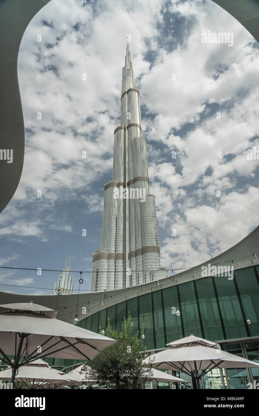 The Dubai Opera roof top restaurant with a hole in the roof in downtown ...