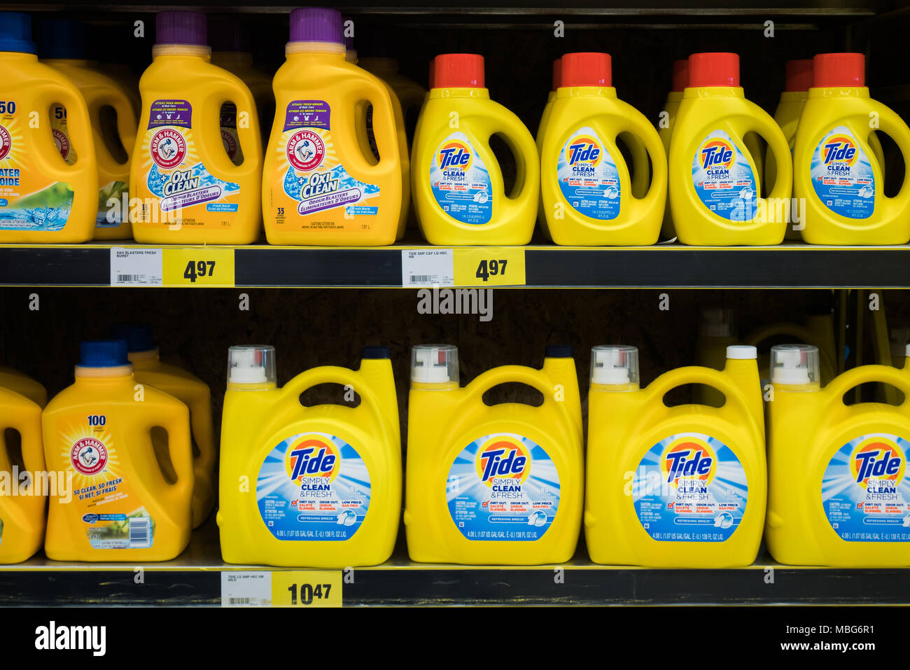 Laundry detergent supermarket hi-res stock photography and images - Alamy