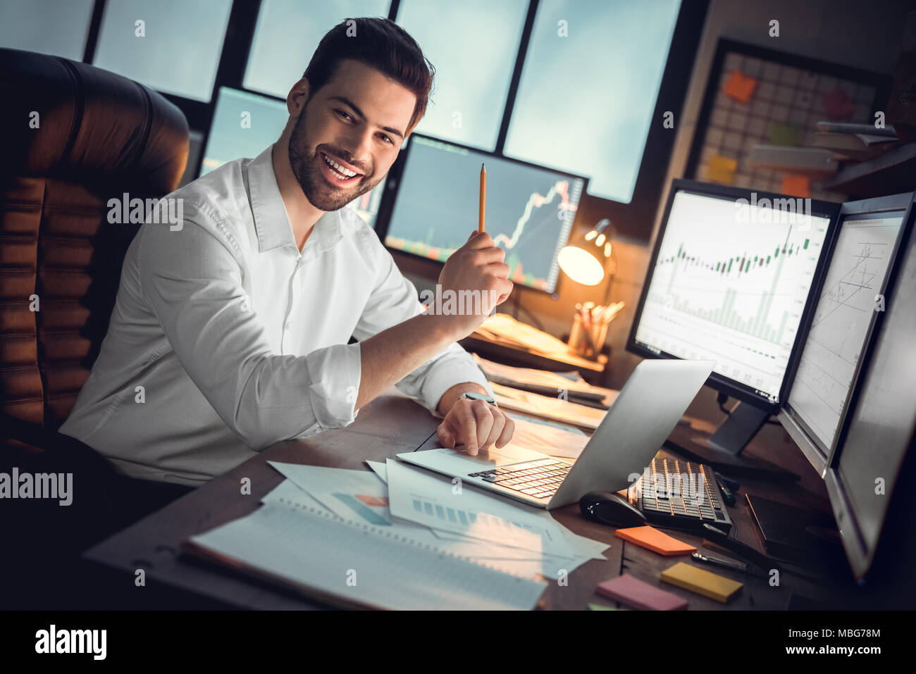 Investor win hi-res stock photography and images - Alamy