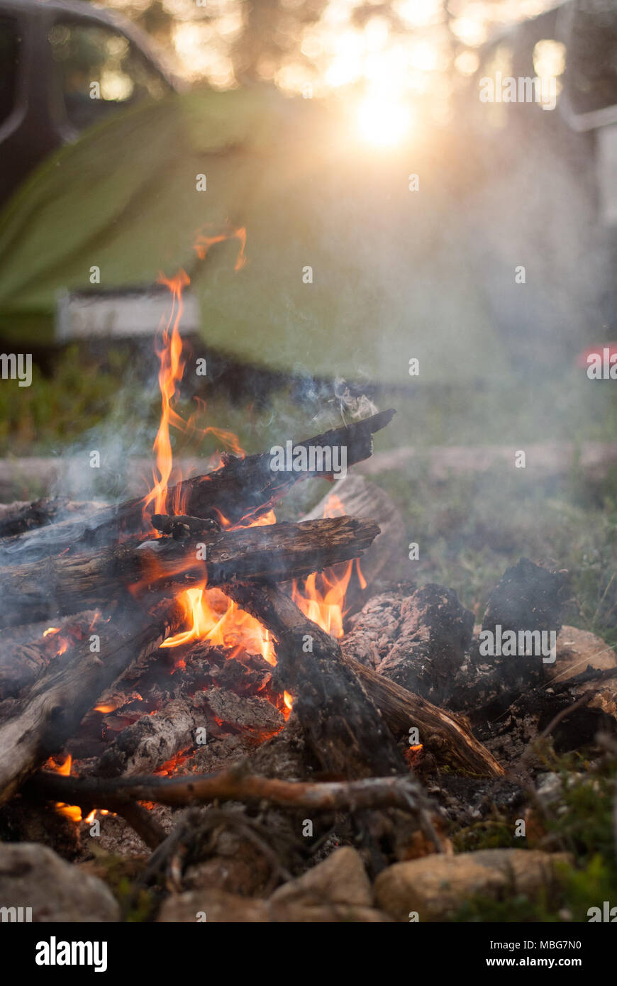 Evening small bonfire hi-res stock photography and images - Alamy